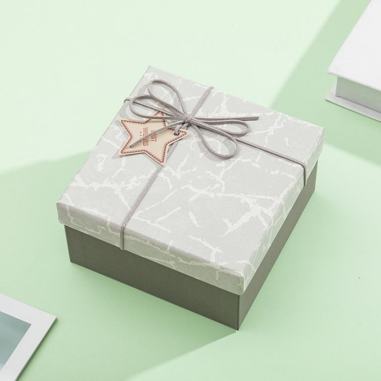 Square bow-knot gift box supplier